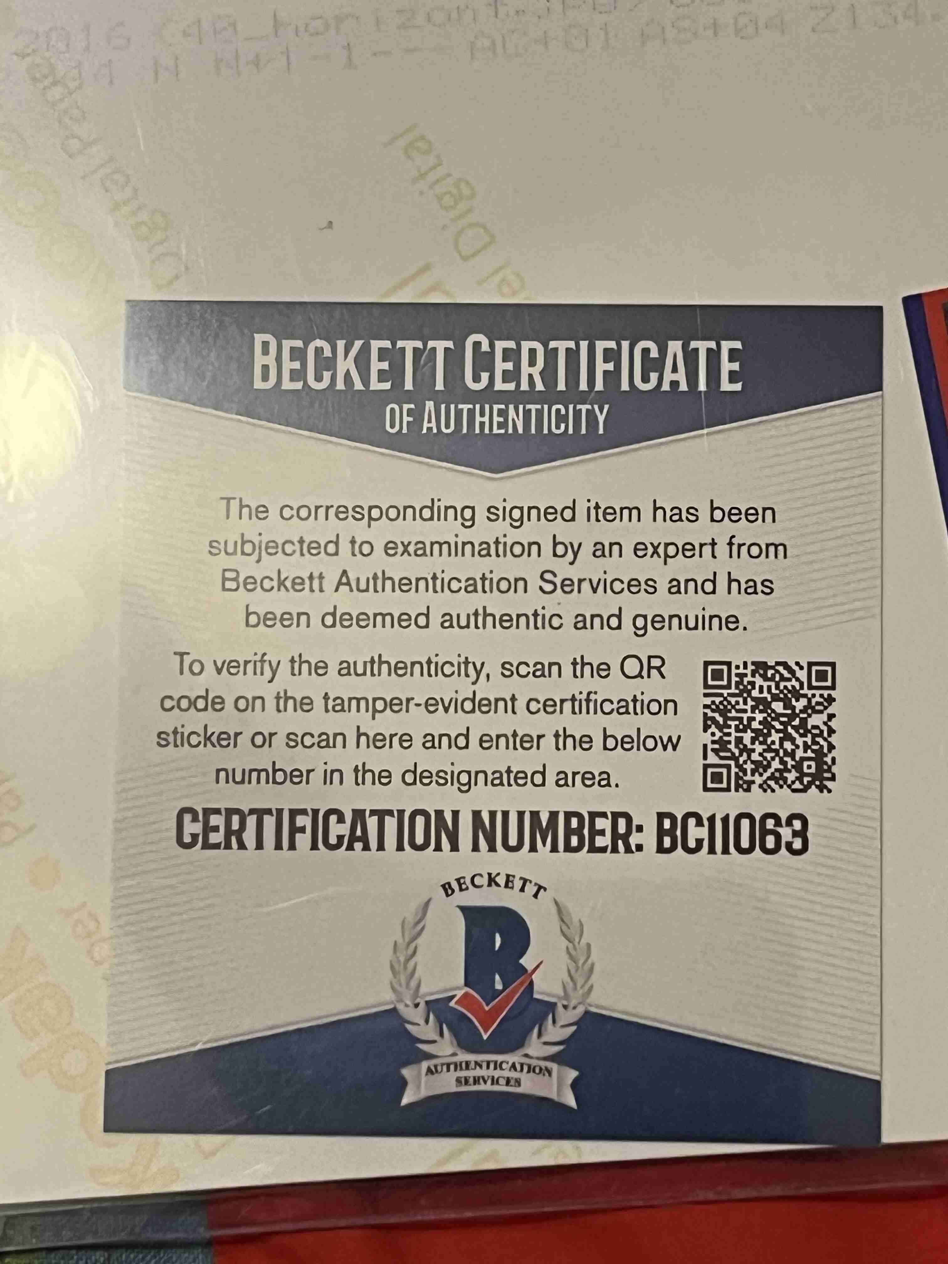 Sportlots Auctions: Joe Cardona Autographed 8 x 10 Picture BAS ...